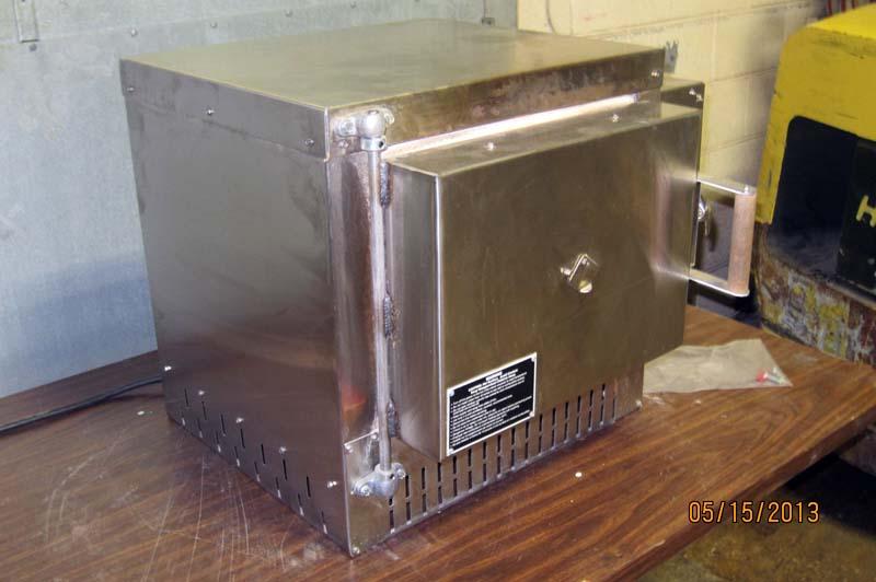 Lot #62: Table Top Kiln w/ Sentry Xpress 4.0 Micro Processor - WireBids